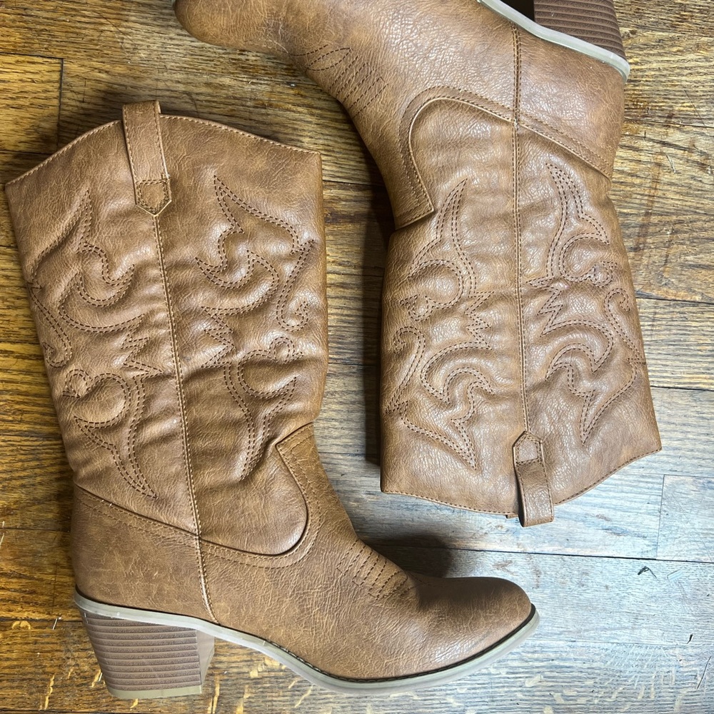 Cowboy Boots. Natural Leather - Gem